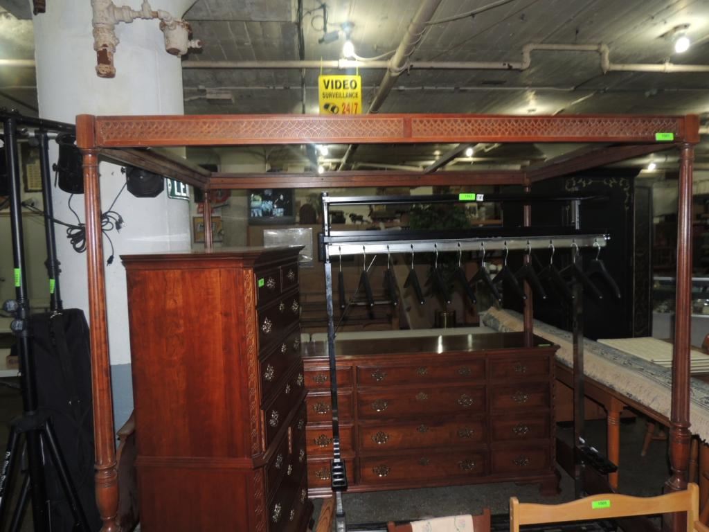 PENNSYLVANIA HOUSE FOUR POSTER CANOPY BEDFRAME