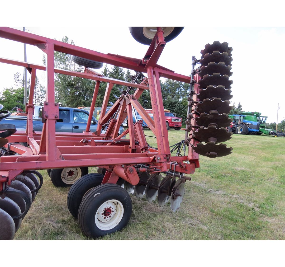 BUSH HOG 1445 MEDIUM DUTY DOUBLE WING 25' DISC