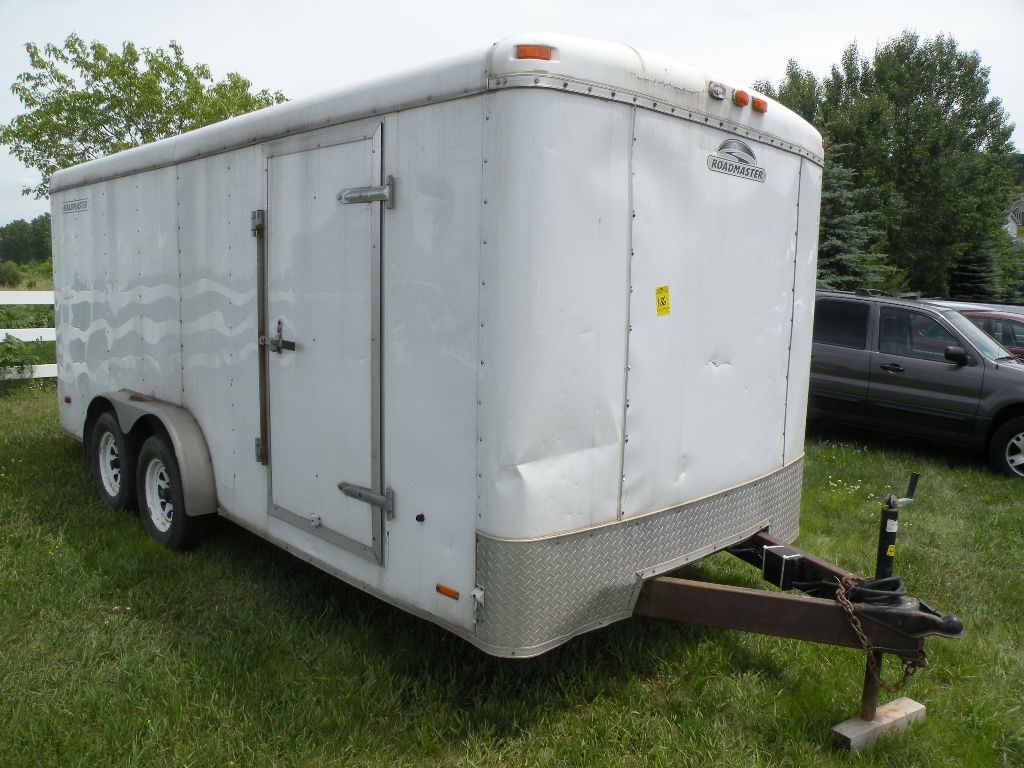 2006 Roadmaster 7x16 enclosed trailer -5 bolt wheels SN#-5DT211G2061058907