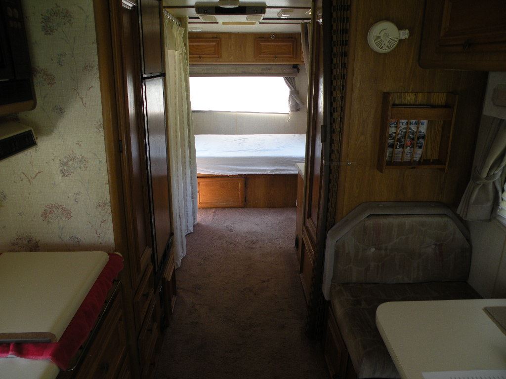 1990 Allegro 35 ft motorhome SN#-1GBKP37N9L3307732