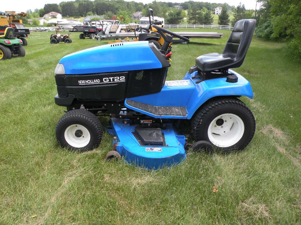 New Holland GT22 SN#-T2AE0015