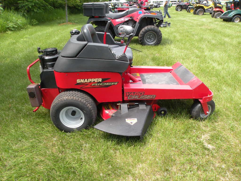 Snapper Z-rider yard cruiser SN#-75795738