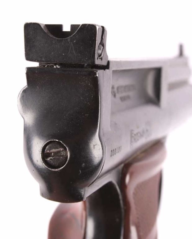 Crosman Model 600 .22 CO2 Air Pistol