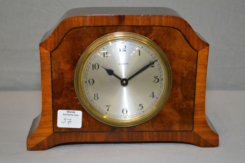 Vintage small wooden mantle clock