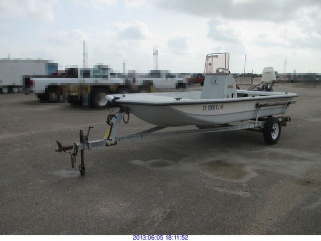 1989 - BAY HAWK BOAT (TRAILER INCLUDED)