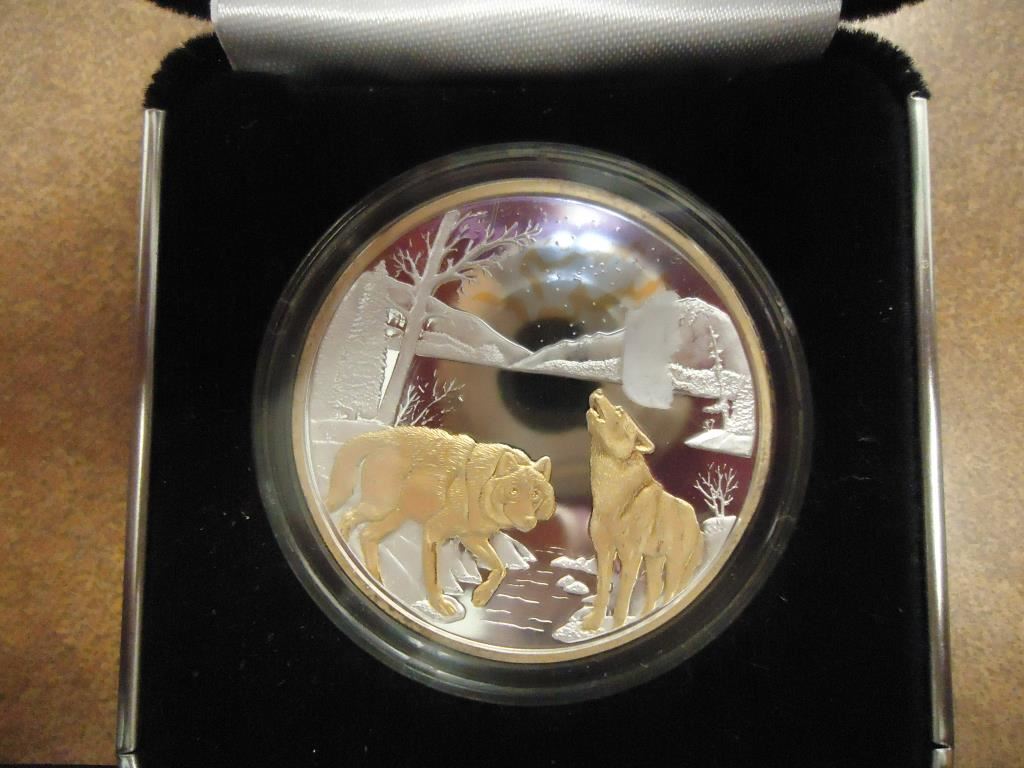 ALASKA MINT 1 TROY OZ. .999 FINE SILVER WOLF WITH GOLDEN OVERLAY IN CASE