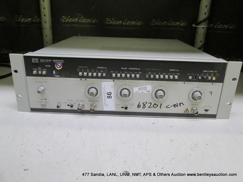 HP 214B PULSE GENERATOR W/ OPTION 001 (print sequence:) 68201