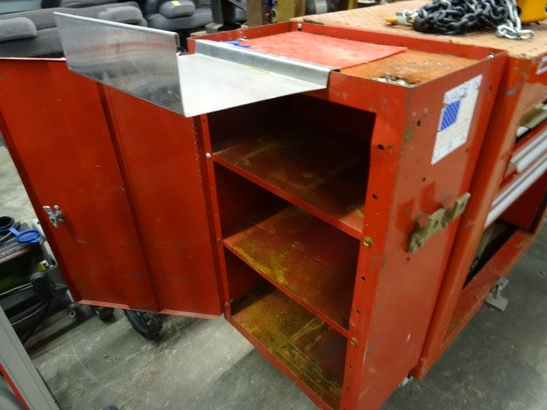 MBC Rolling Tool Box