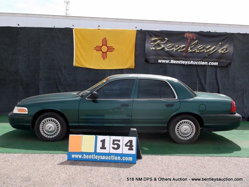 2000 FORD CROWN VICTORIA ~ 105,852 MILES VIN: 2FAFP71W0YX197949, GREEN ...