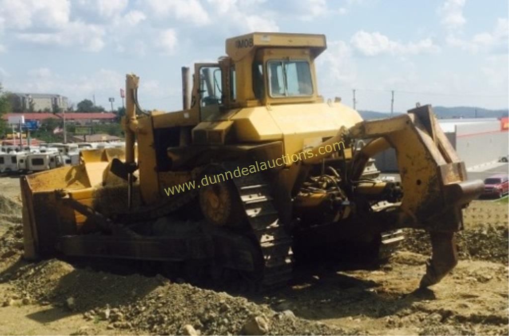 1984 CAT D10L Crawler Tractor Dozer with Ripper