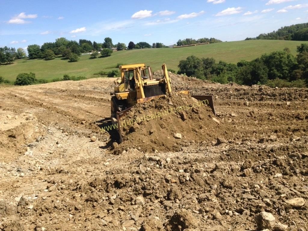 1984 CAT D10L Crawler Tractor Dozer with Ripper