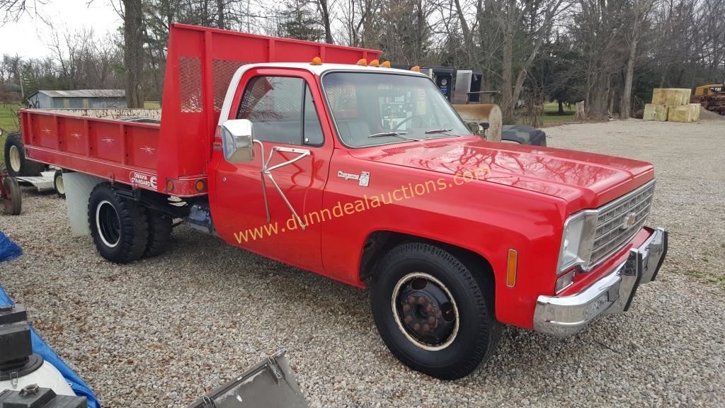 1976 Chevy 1 Ton Dump Tk 454 4sp