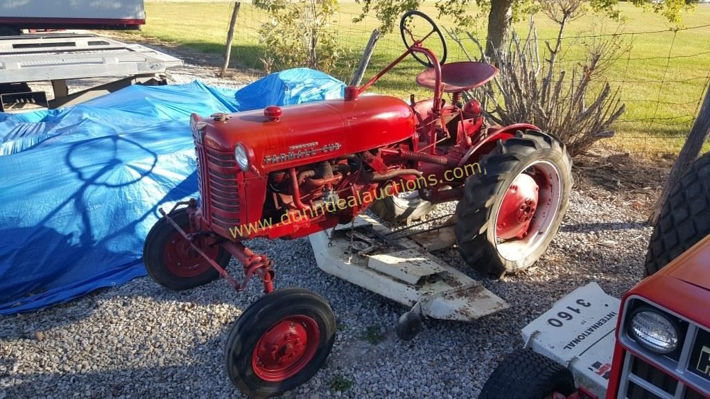 McCormick Farmall Cub LowBoy w/ Belly Mower