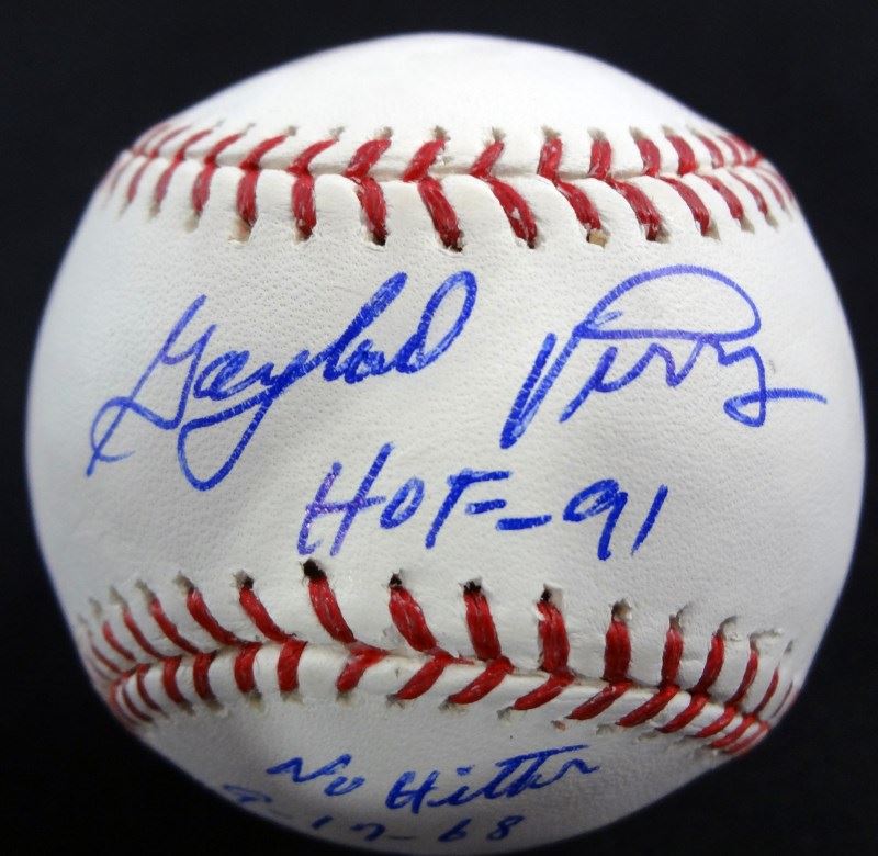 GAYLORD PERRY Autographed HOF 91 No Hitter 9-17-68 ROMLB Baseball