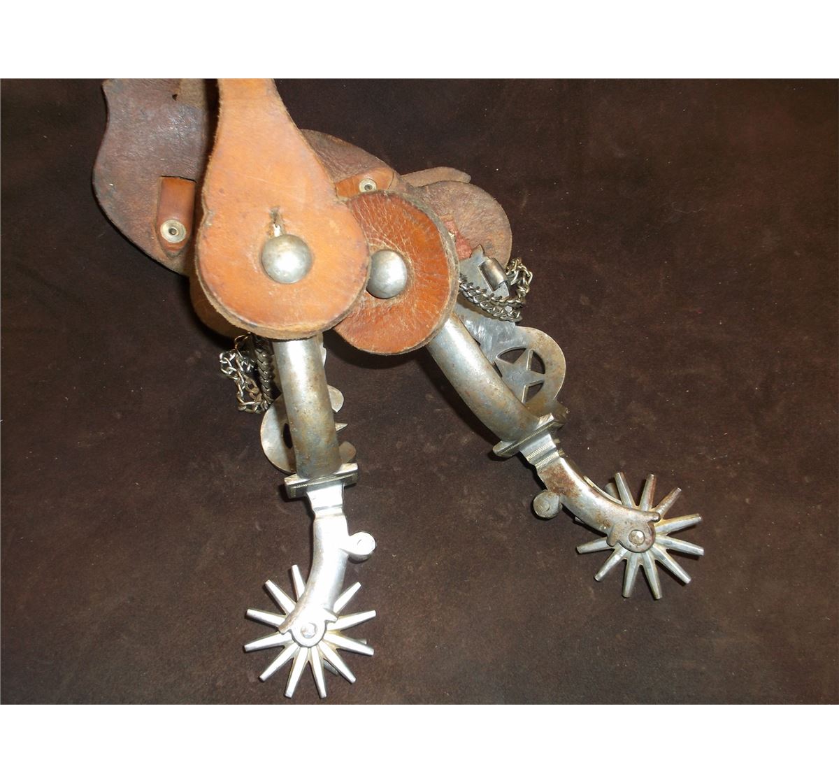 Garza/ Silver Inlay/ Elko Star Pattern Spurs/ Bucking Horse Conchos on ...