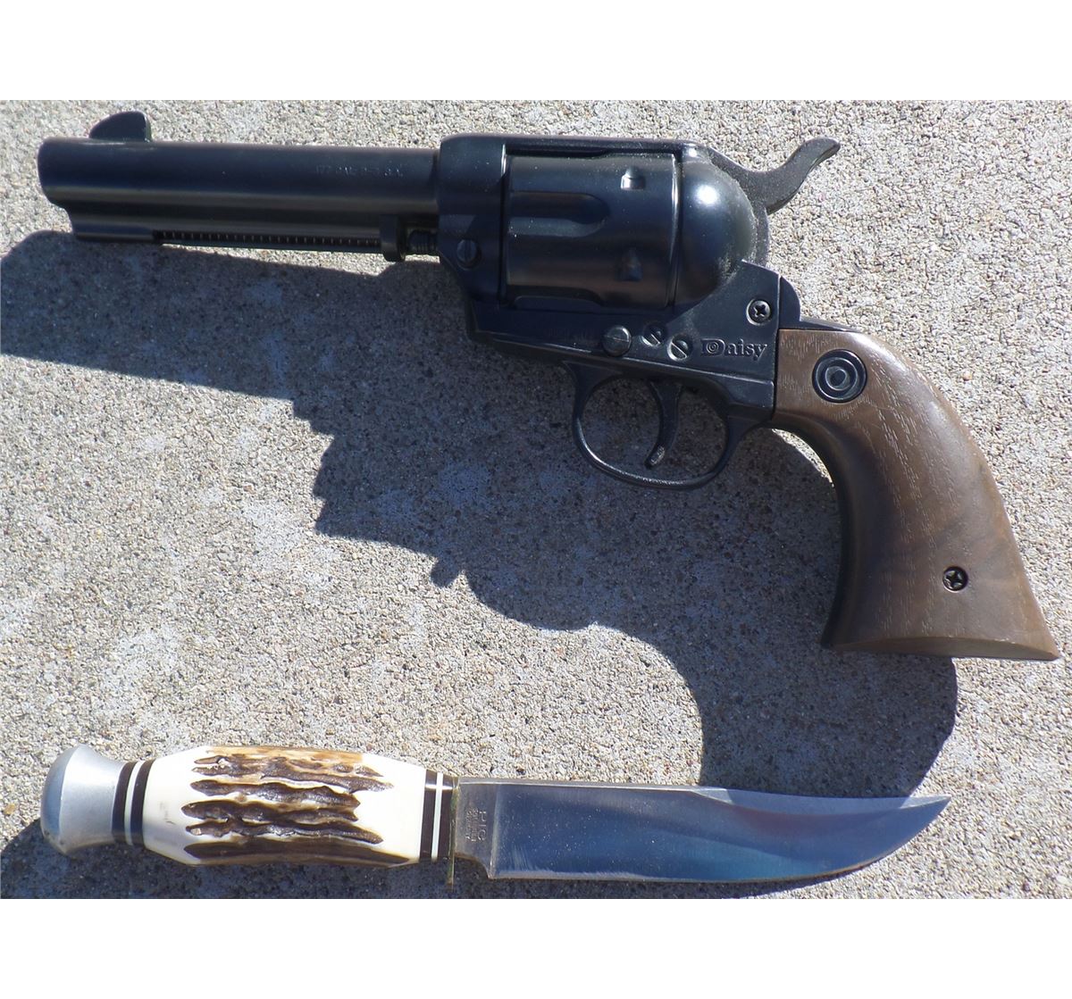 Western Belt, Knife, Gun & Whip Rig