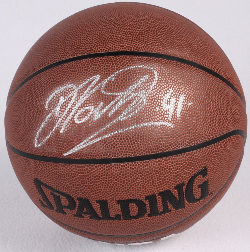 Dirk Nowitzki Signed Basketball (JSA COA)