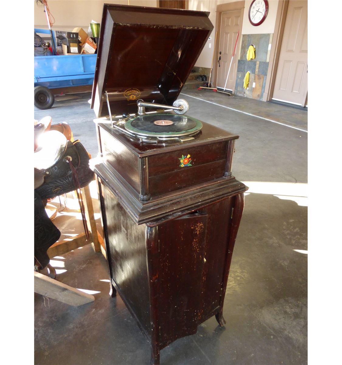COLUMBIA GRAFONOLA (Winnipeg Piano Company) COLUMBIA GRAFONOLA (Winnipeg Piano Company)