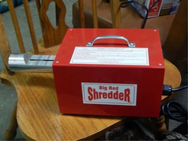 BIG RED SHREDDER - ST - NO WARRANTY OR GUARANTEE - WORKING - WITH EXTRA ...