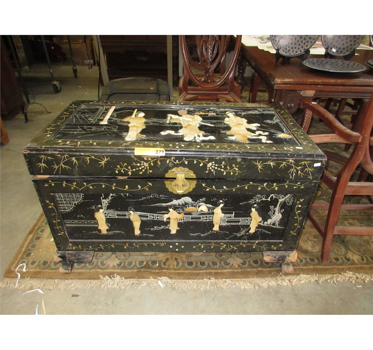 Vintage Oriental chinoiserie chest