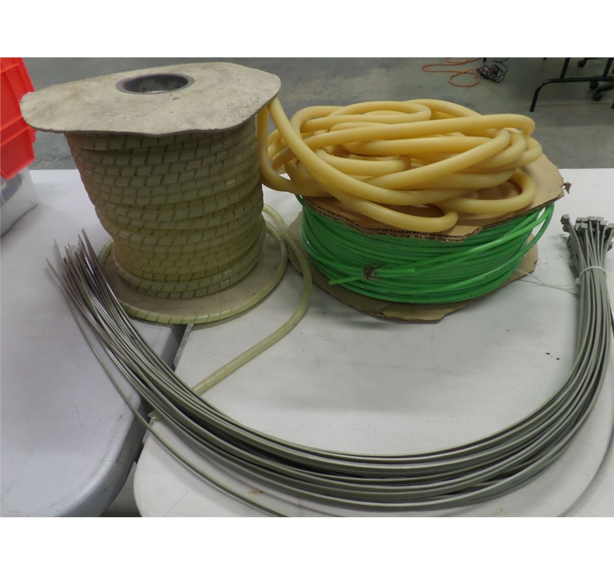 WIRE PROTECTOR, 1/4 INCH AIR LINE, ZAP STRAPS