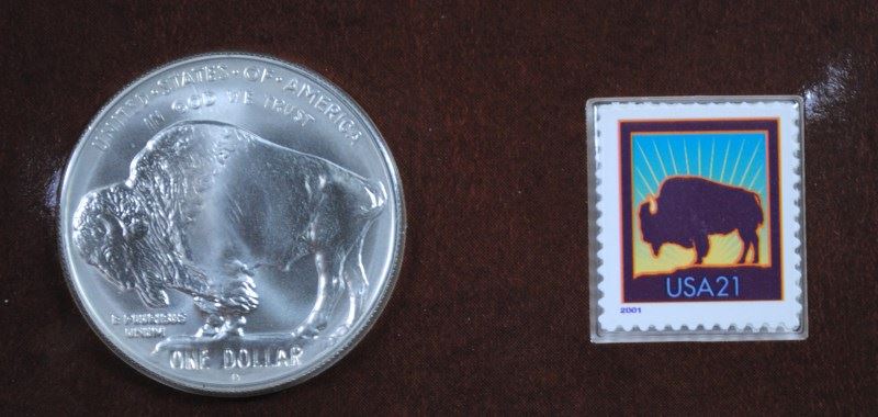 AMERICAN BUFFALO 2001 UNC SILVER DOLLAR SET WITH 10 CENT RED CLOUD STAMP