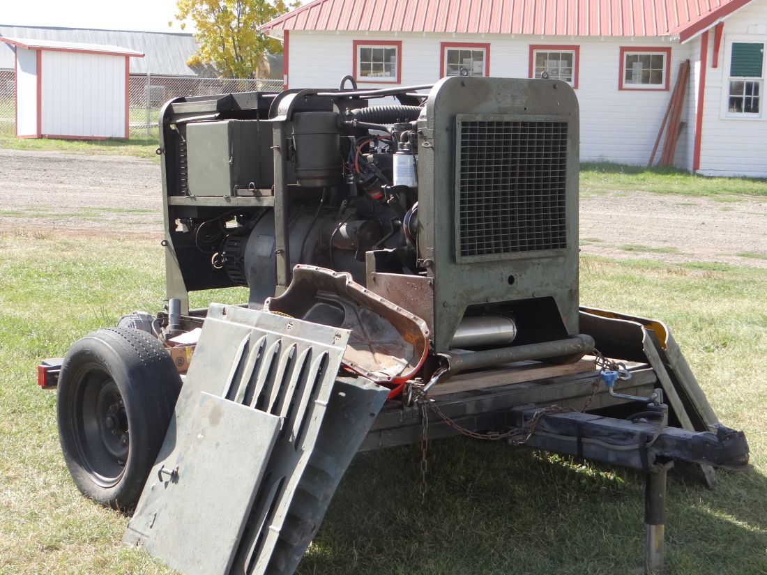 Signal Corps US Army generator, on trailer
