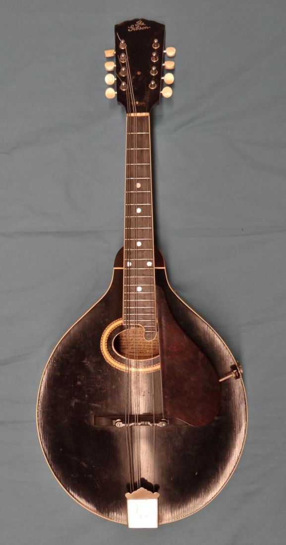 Gibson A-style mandolin, c. 1923-24, small crack in body, s#80061