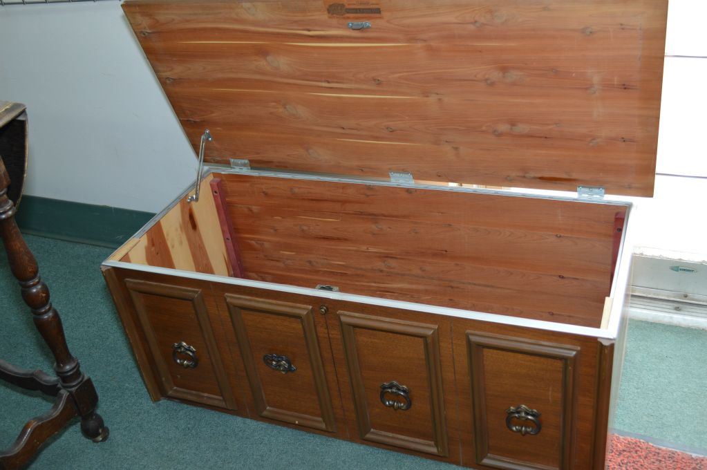 A retro cedar lined blanket box made by Huppe and Freres Ltd. Quebec