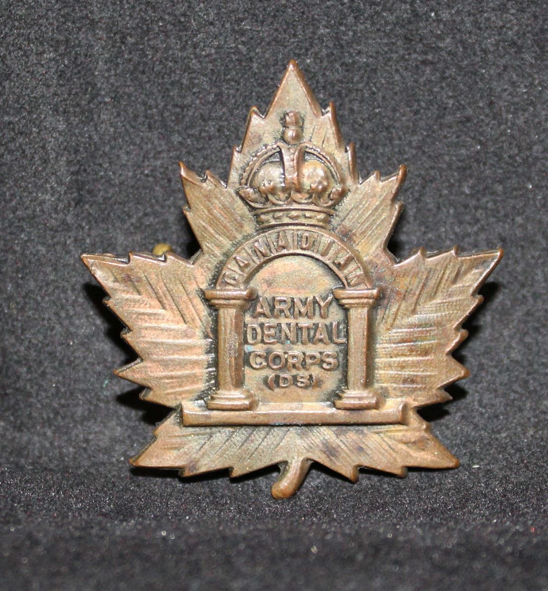 C14. Canadian Dental Corps Cap Badge