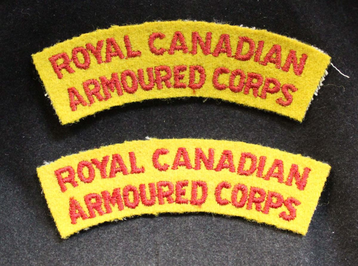 H128. Royal Canadian Armoured Corps cloth flash lot