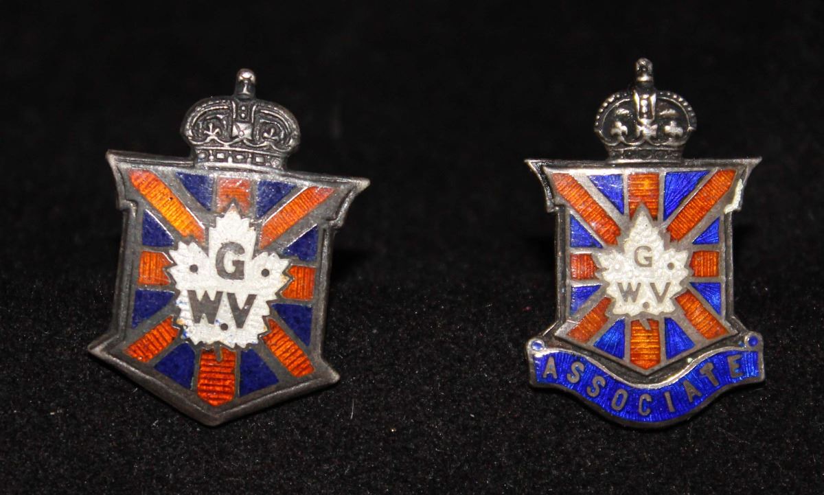 K2. Canadian Great War Veteran Pins