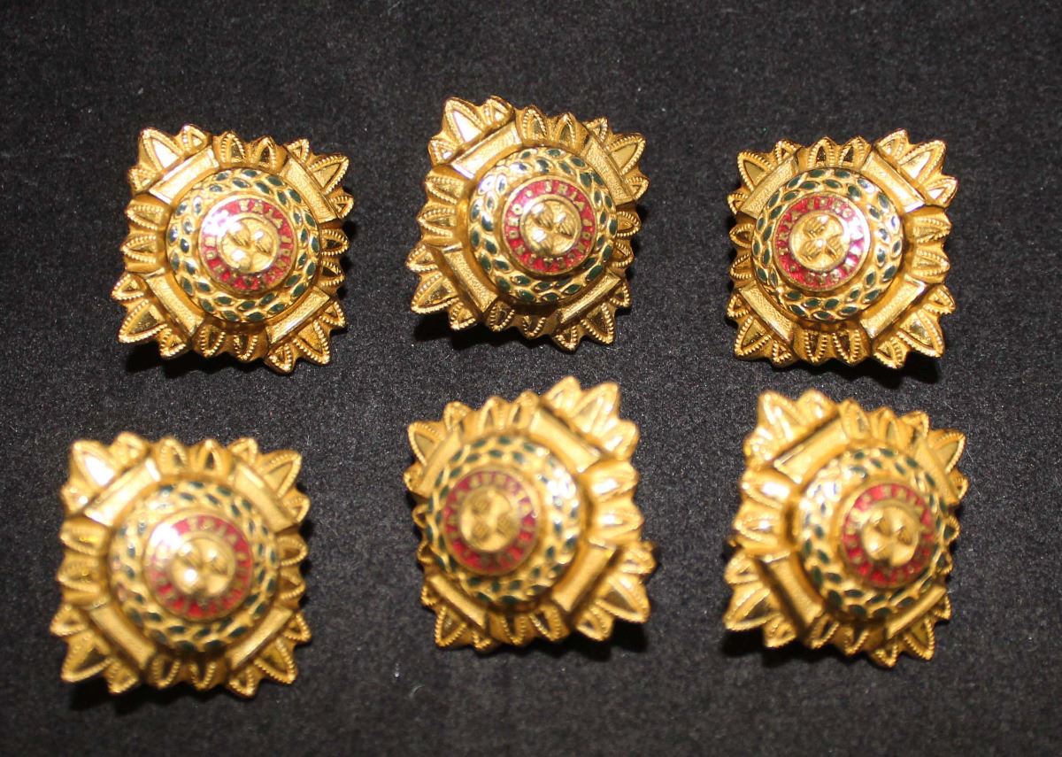 M6. Officer's Rank Pip Lot