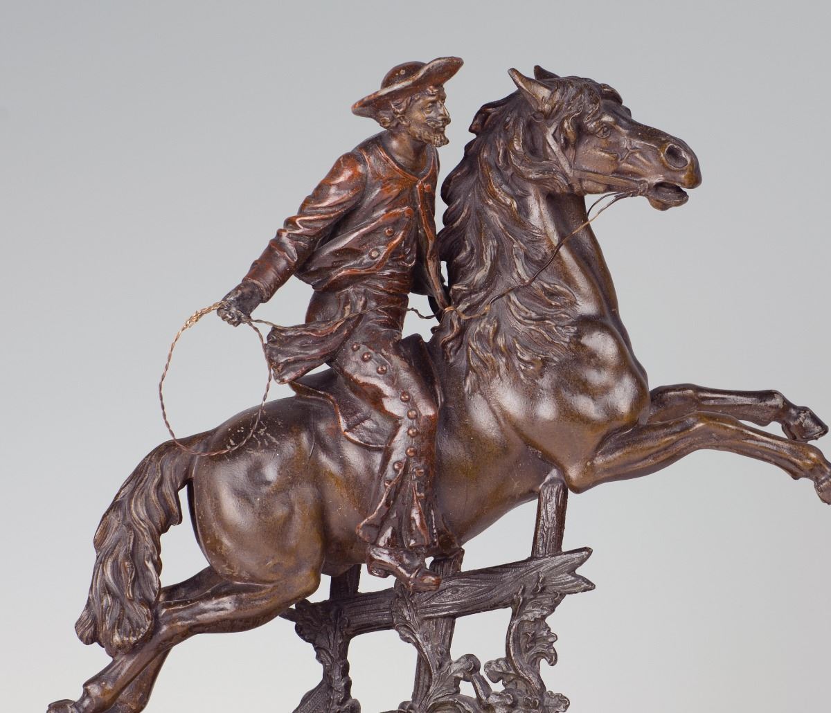 Buffalo Bill Wild West Statues