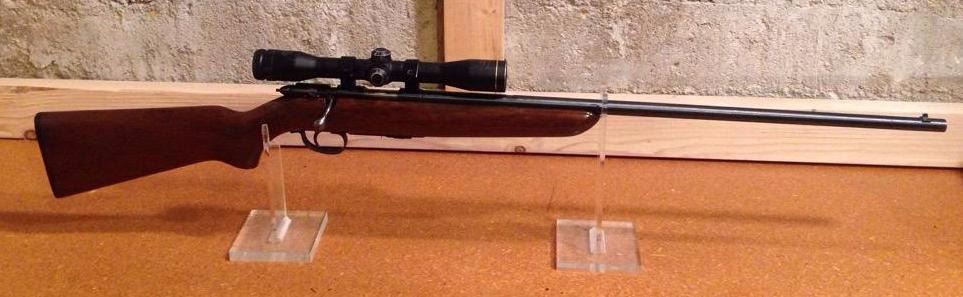 Remington Scoremaster Model 511 22 Short, Long, or Long Rifle w/ Scope