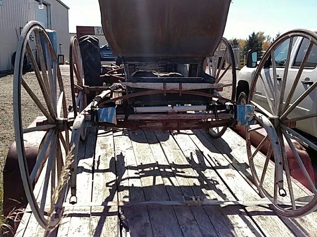 Antique buggy