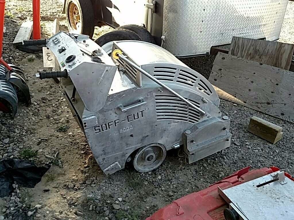 Soft cut concrete saw model G 2000 needs engine