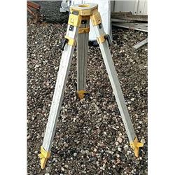 Aluminium transit legs made by Dewalt