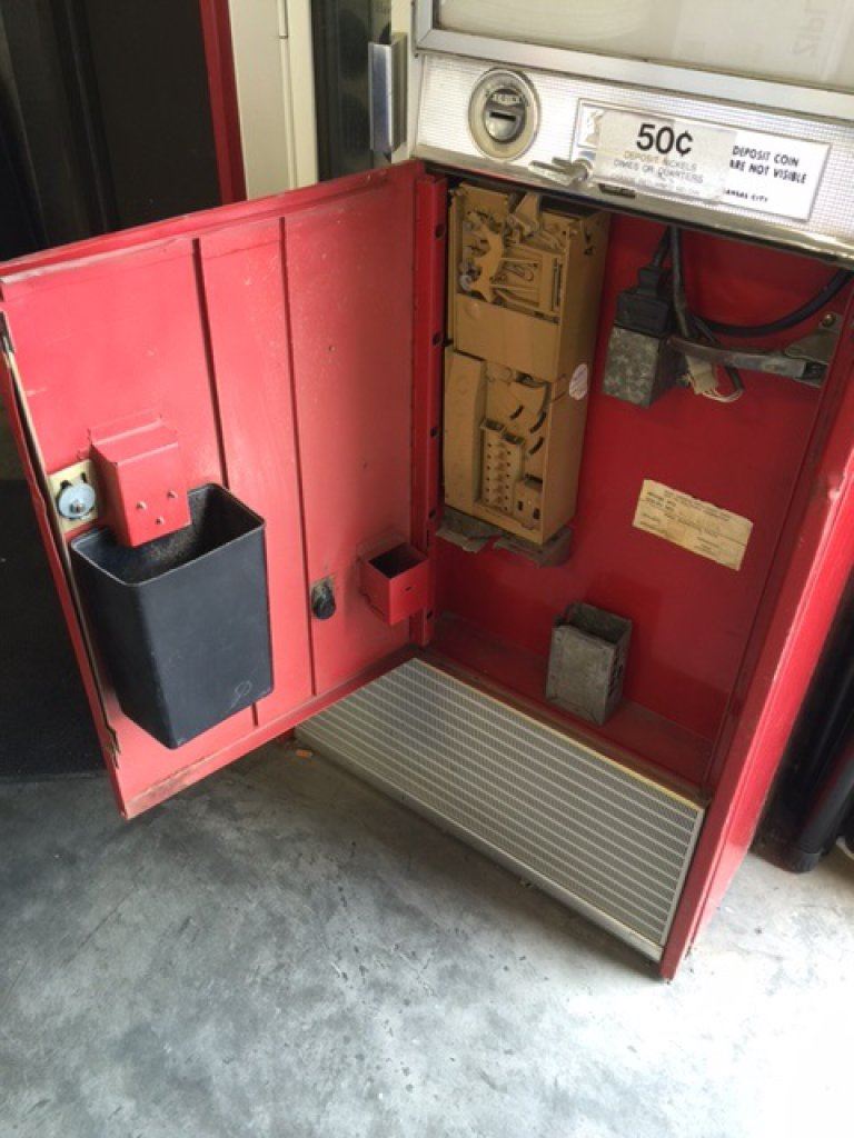 Vendo 63 Coca-cola Vending Machine Bottles, Model: H63c, Sn: 401041956