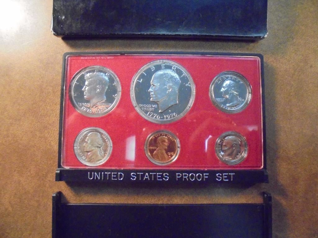 1975 US PROOF SET (WITH BOX)