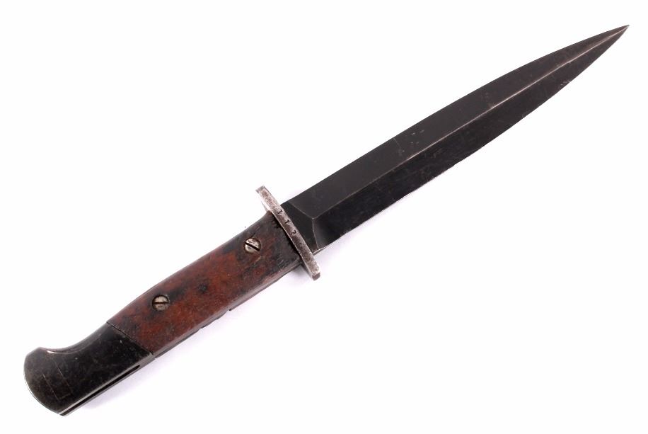 Portuguese Submachine Gun M48 Combat Bayonet
