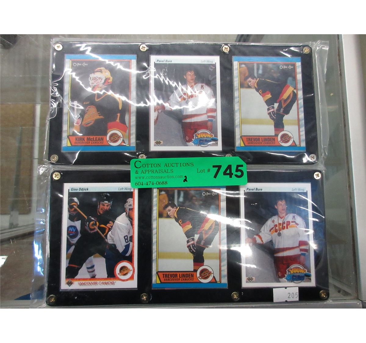 6 Rookie hockey cards