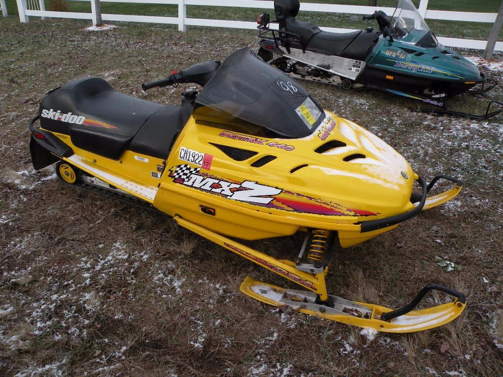 1998 Ski Doo MXZ 440 SN#-126500389