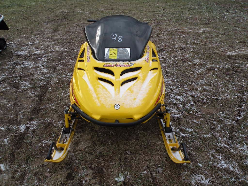 1998 Ski Doo MXZ 440 SN#-126500389