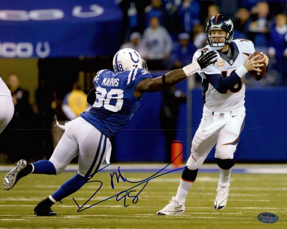 Robert Mathis Signed Colts 8x10 Photo vs. Peyton Manning (Schwartz COA)