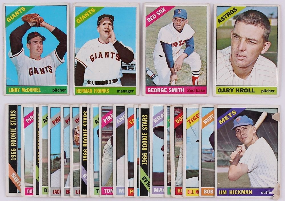 Lot of (25) 1966 Topps Baseball Cards With #496 Lindy McDaniel, #537 ...