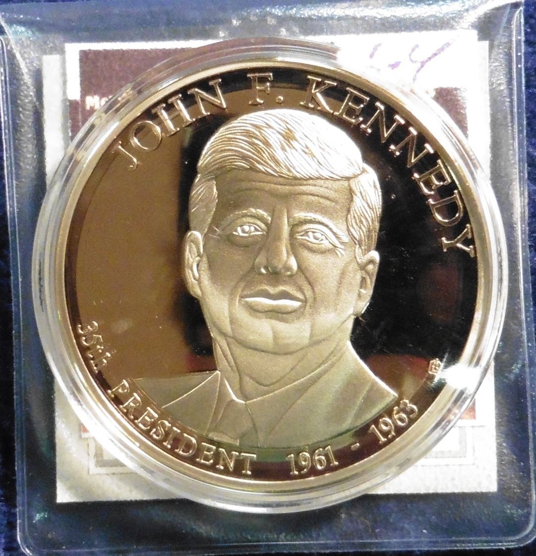 2009 "Presidential Dollar Trials - John F. Kennedy Trial Coin. Material ...