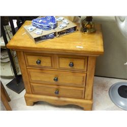 3 DRAWER MAPLE NIGHT STAND