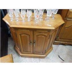 VINTAGE ROXTON MAPLE HALL STAND - 2 DOOR