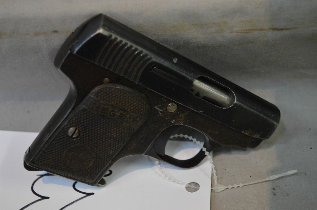 Allies Model Automatic Pistol 6.35 mm cal 6 shot Automatic Pistol w/ 95 ...